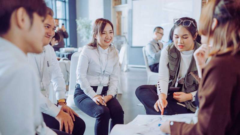 BOMから始めるDX - Intermind AI